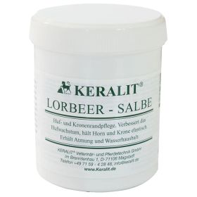 Ergänzungsfuttermittel, Pflegemittel und Zubehör für Pferde