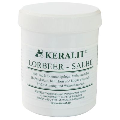 Ergänzungsfuttermittel, Pflegemittel und Zubehör für Pferde